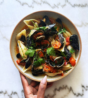 Alex Hill’s Clam and Mussel Pasta in a White Wine Tomato Sauce – Sweet July